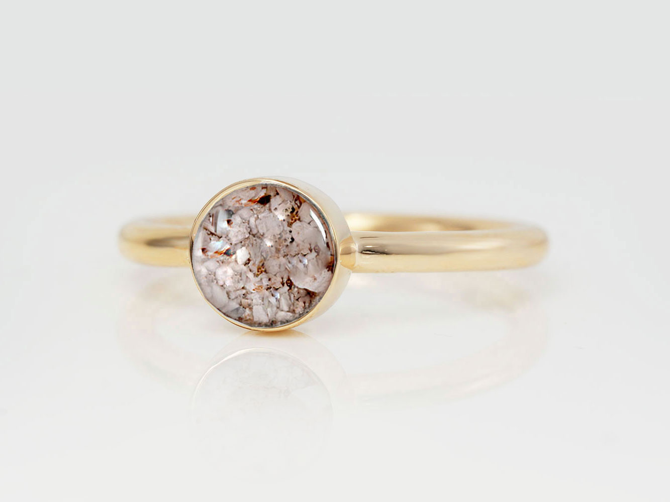 Horse Memorial "Midnight" Ring with Ashes | Pet Memorial Jewelry ...